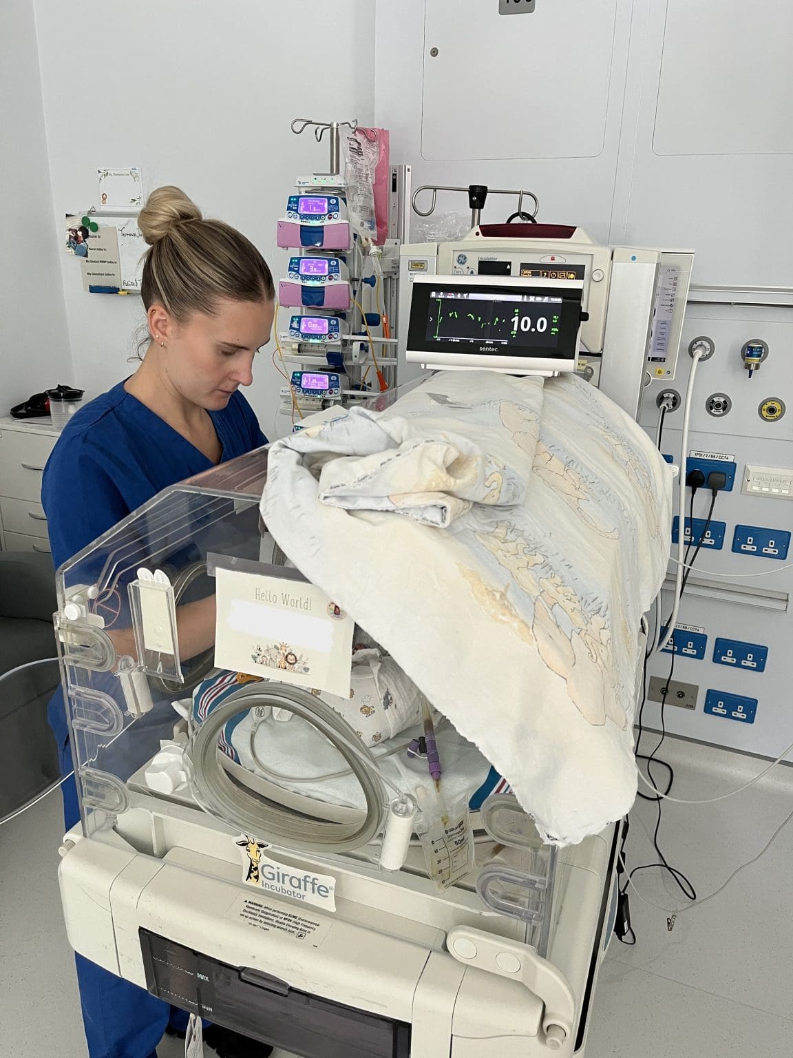 Vinci Building funds life-changing neonatal equipment at Liverpool ...